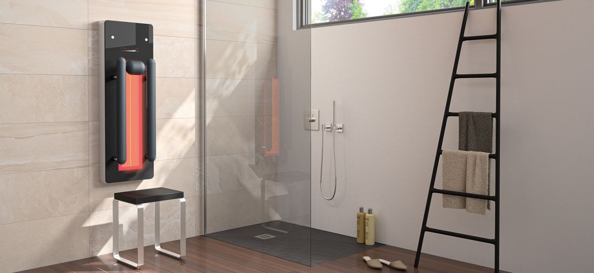 Infrared shower with infrared lamp for showers and infrared steam shower